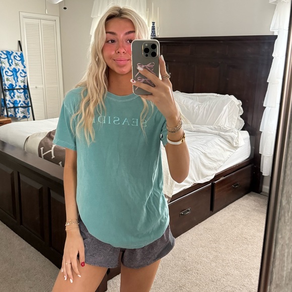 Comfort Colors | Tops | Seaside Tee | Poshmark